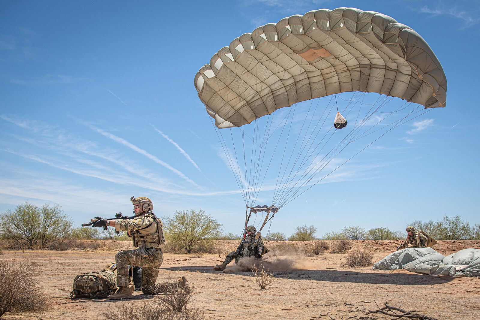 American tactical parachutes showcased at MSPO 2023 ‹ About Us ‹ News ...