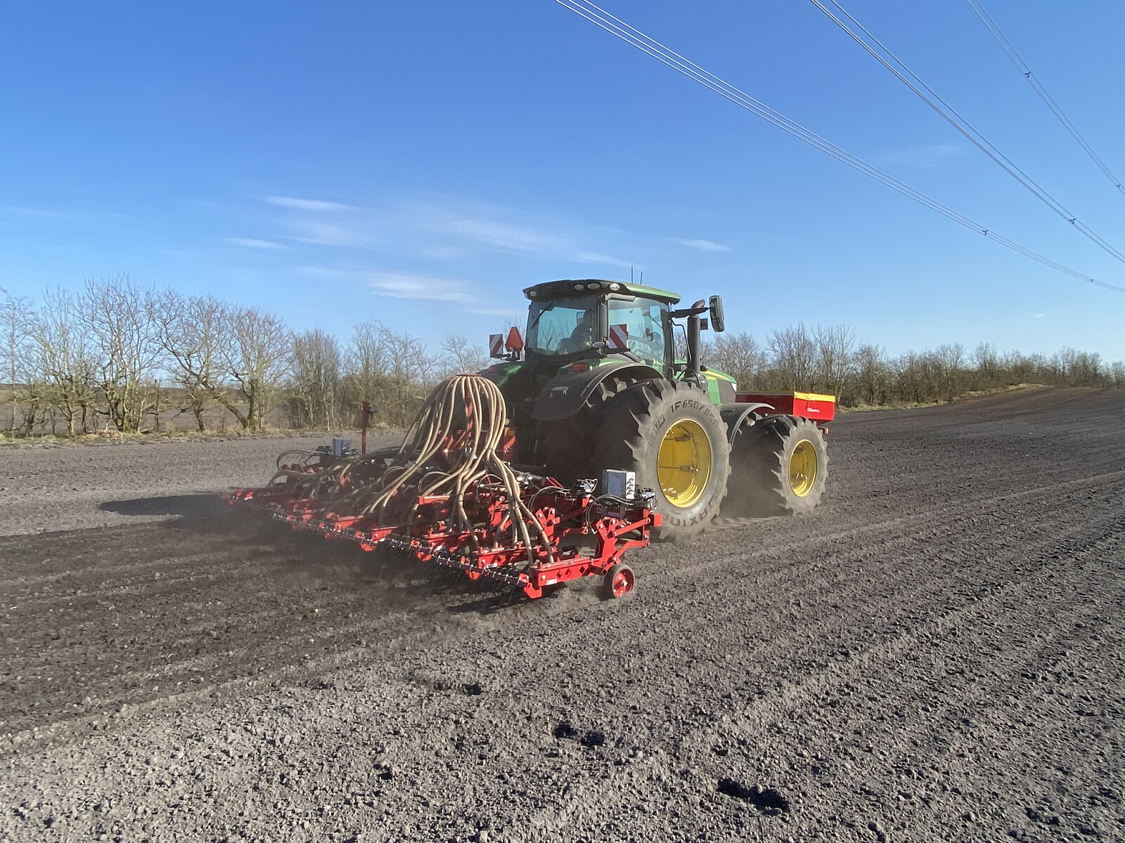 Agrotech 2,024. Raiffeisen Waren with impressive machine presentations ...