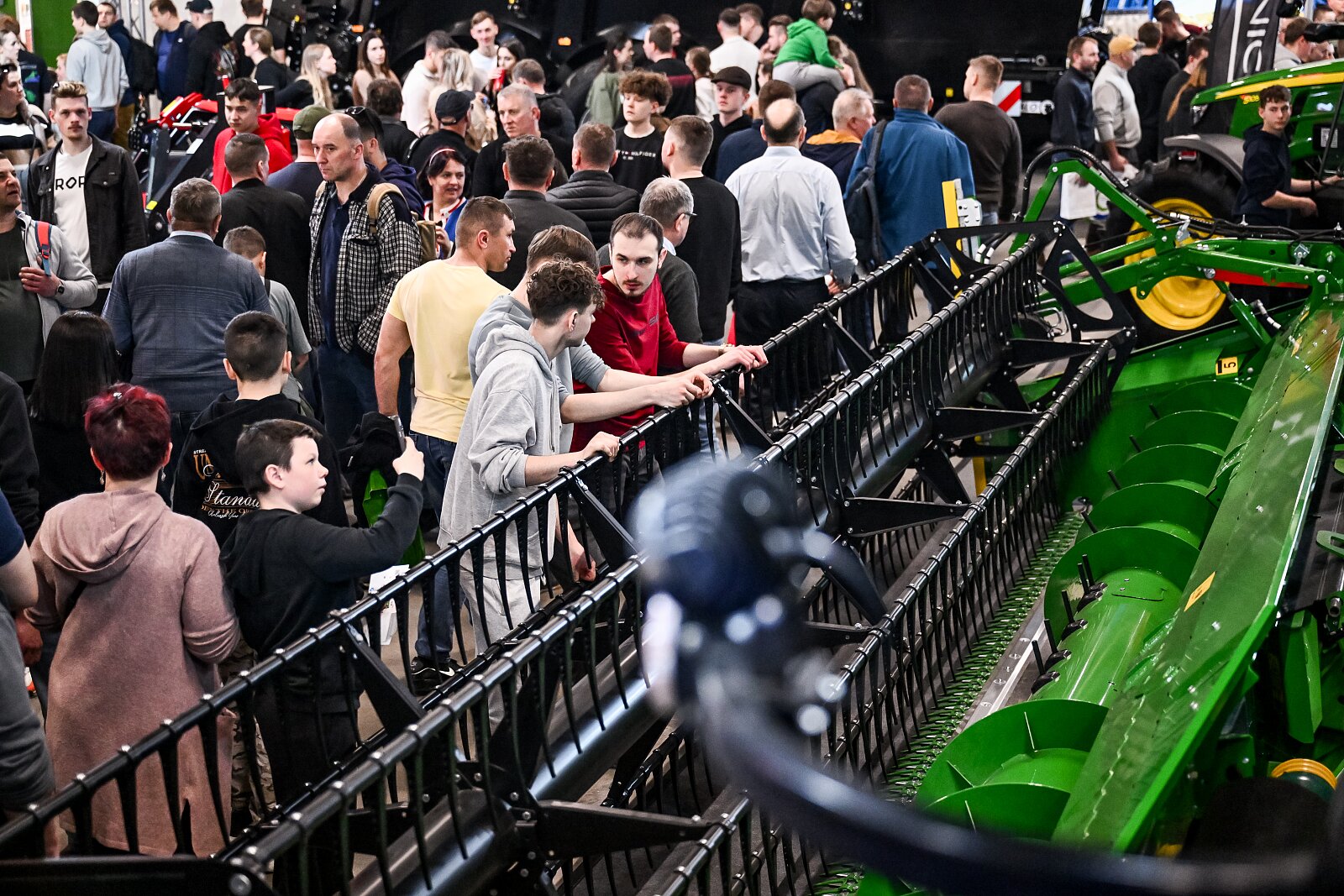 Sunday at the Agrotech Expo Crowds galore ‹ About Us ‹ News ‹ Targi ...